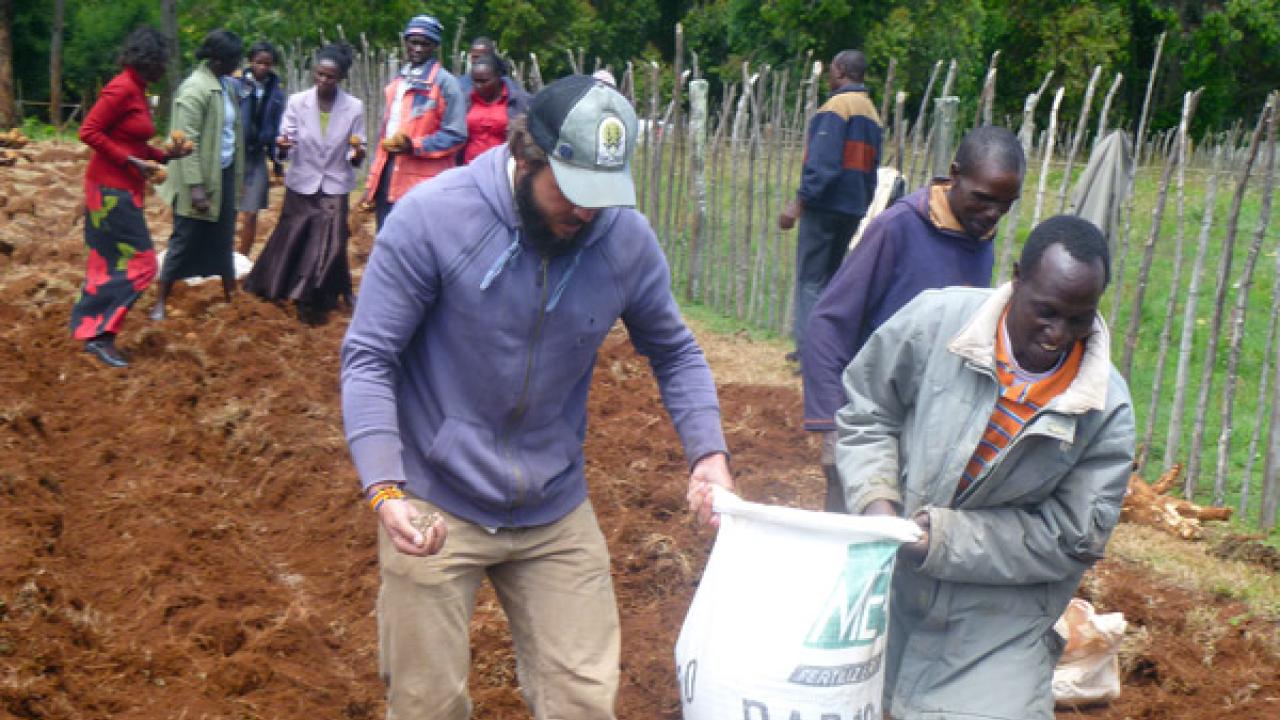 New Trellis Fund projects matched to students | Feed the Future Innovation Lab for Horticulture ...